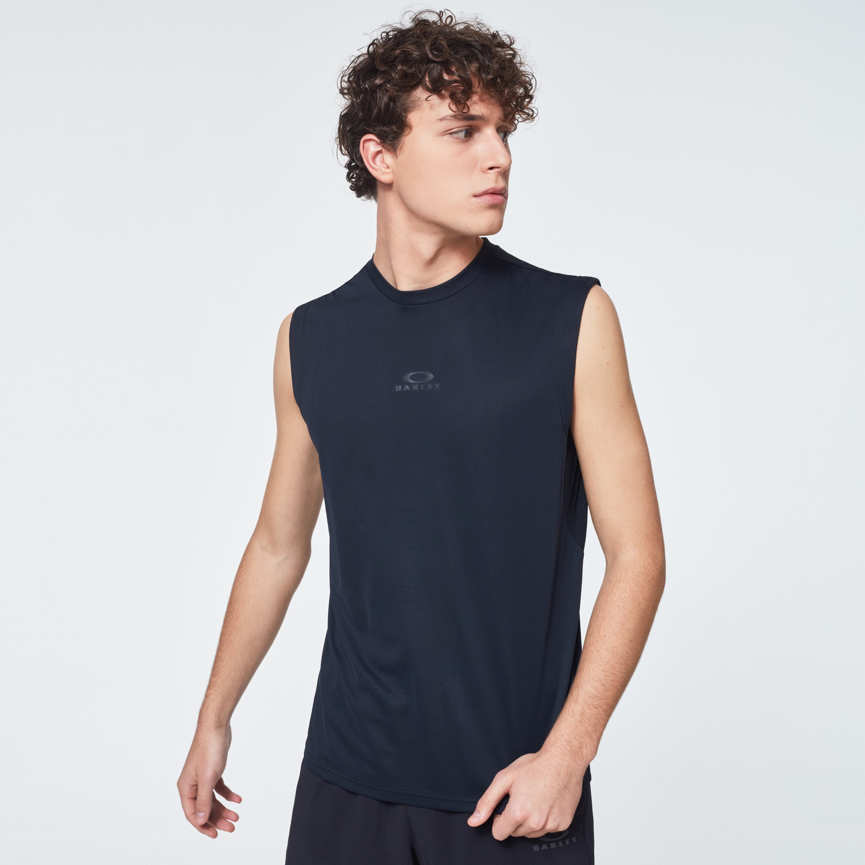 Oakley Foundational Training Tank Top - Blackout | Oakley OSI Store ...