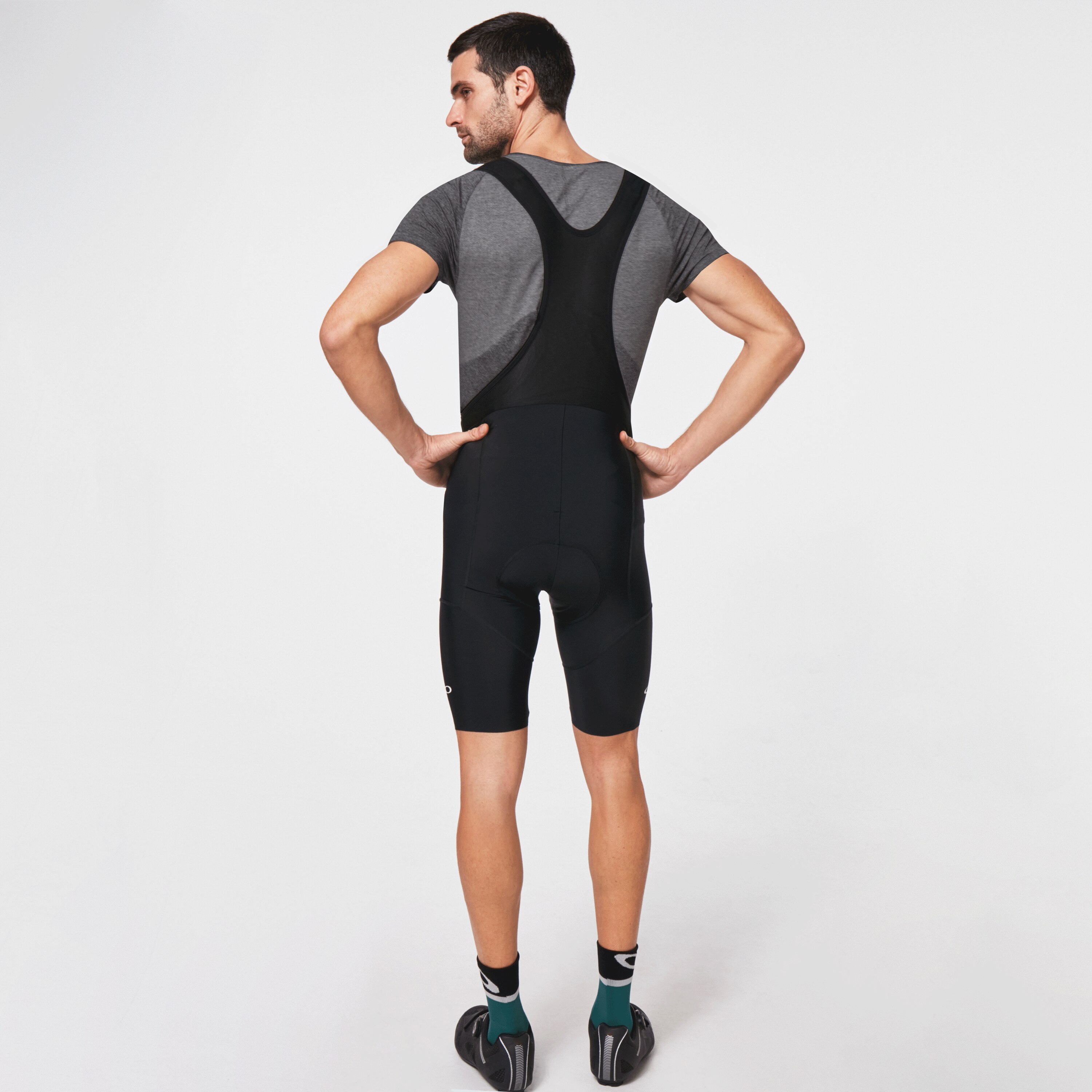 Oakley Icon BIB 2.0 - Blackout | Oakley GB Store