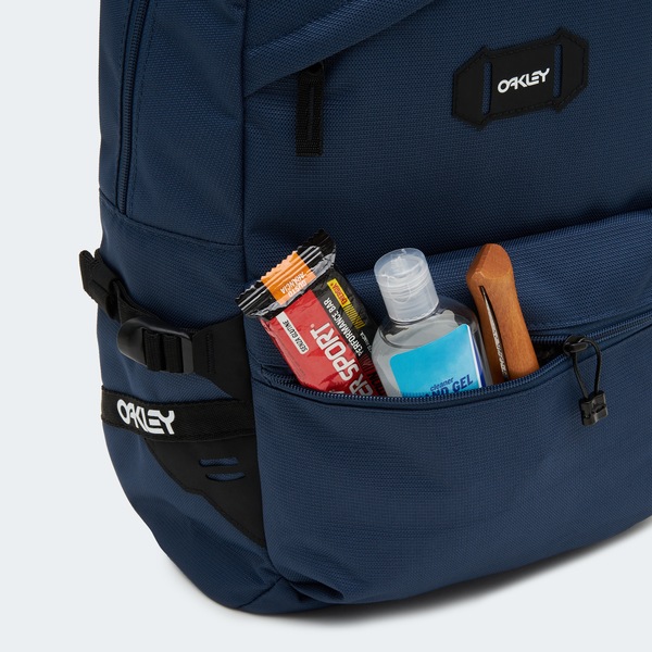 Backpacks for Men and Women - Casual and Tecnical | Oakley®