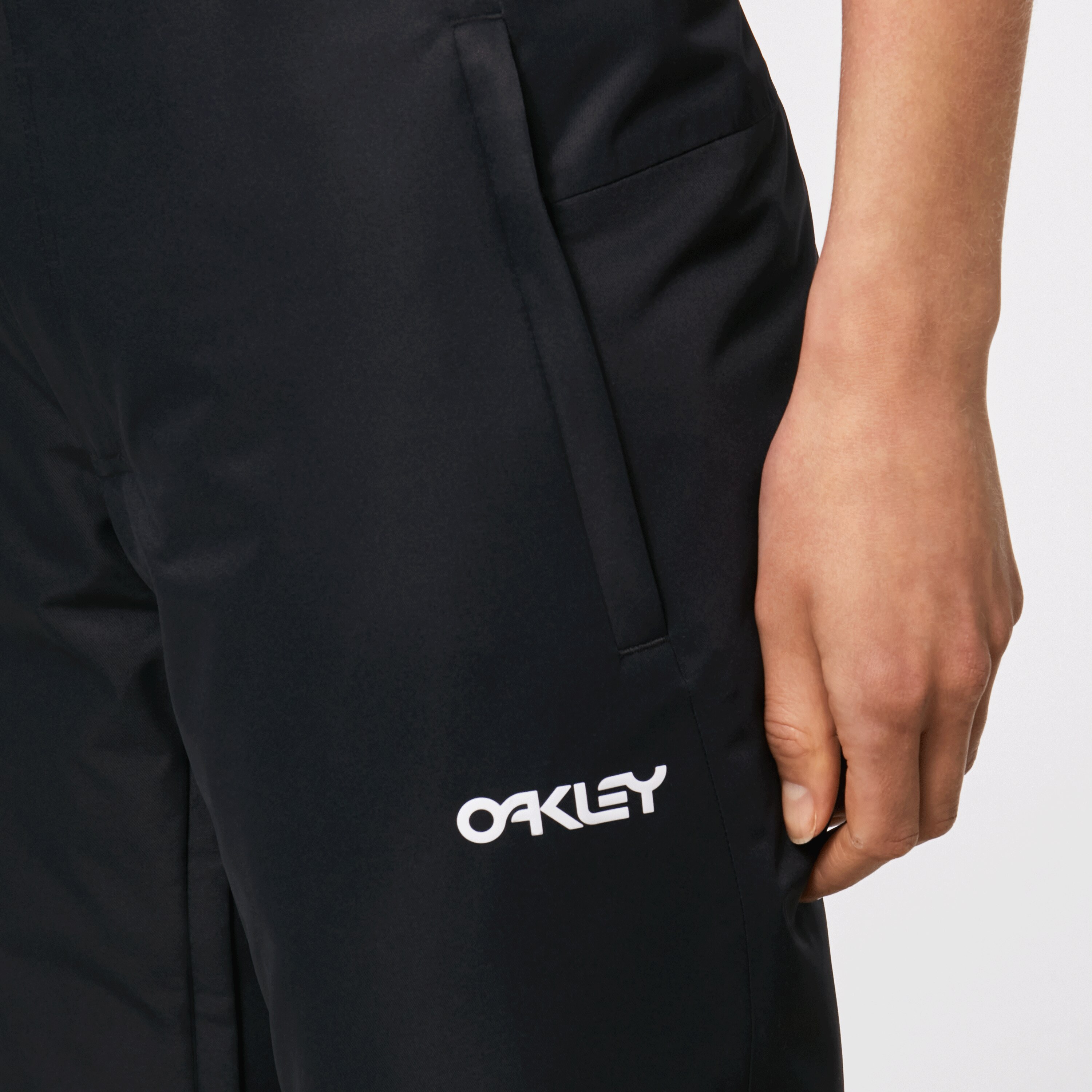 Oakley Jasmine Insulated Pant - Blackout | Oakley US Store