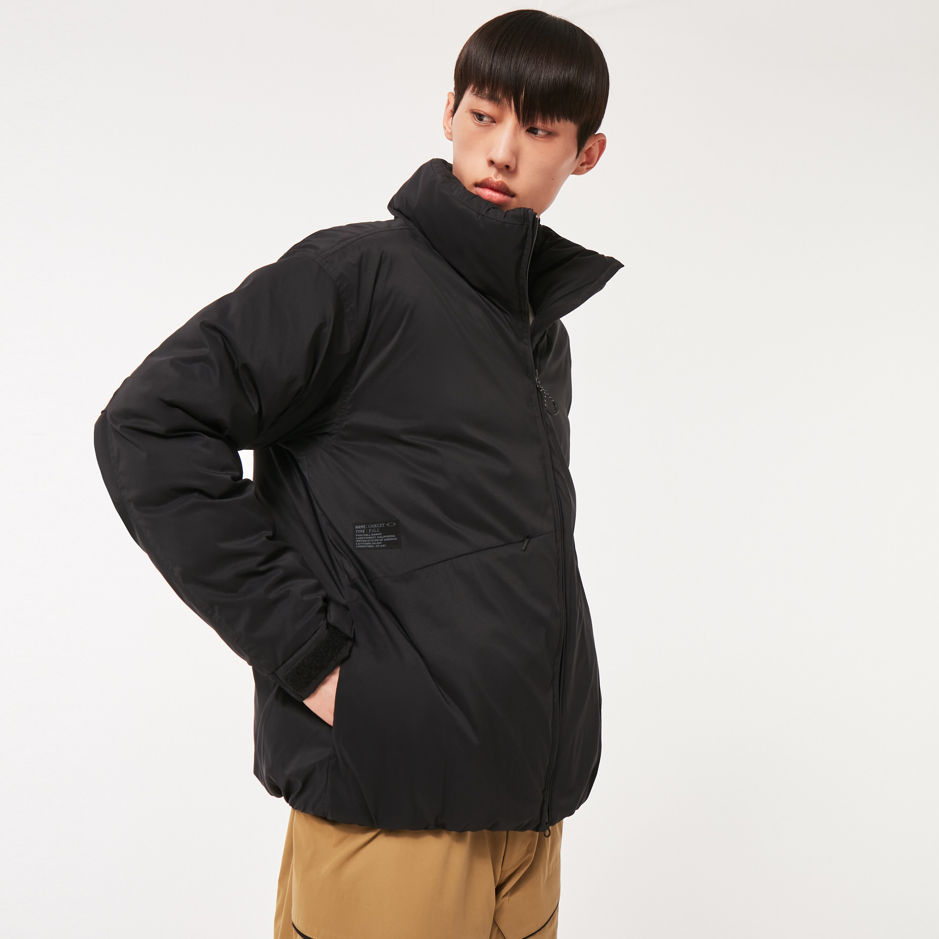 Oakley Fgl Ny Puffer Insulation Jacket 2.7 - Blackout | Oakley PT Store