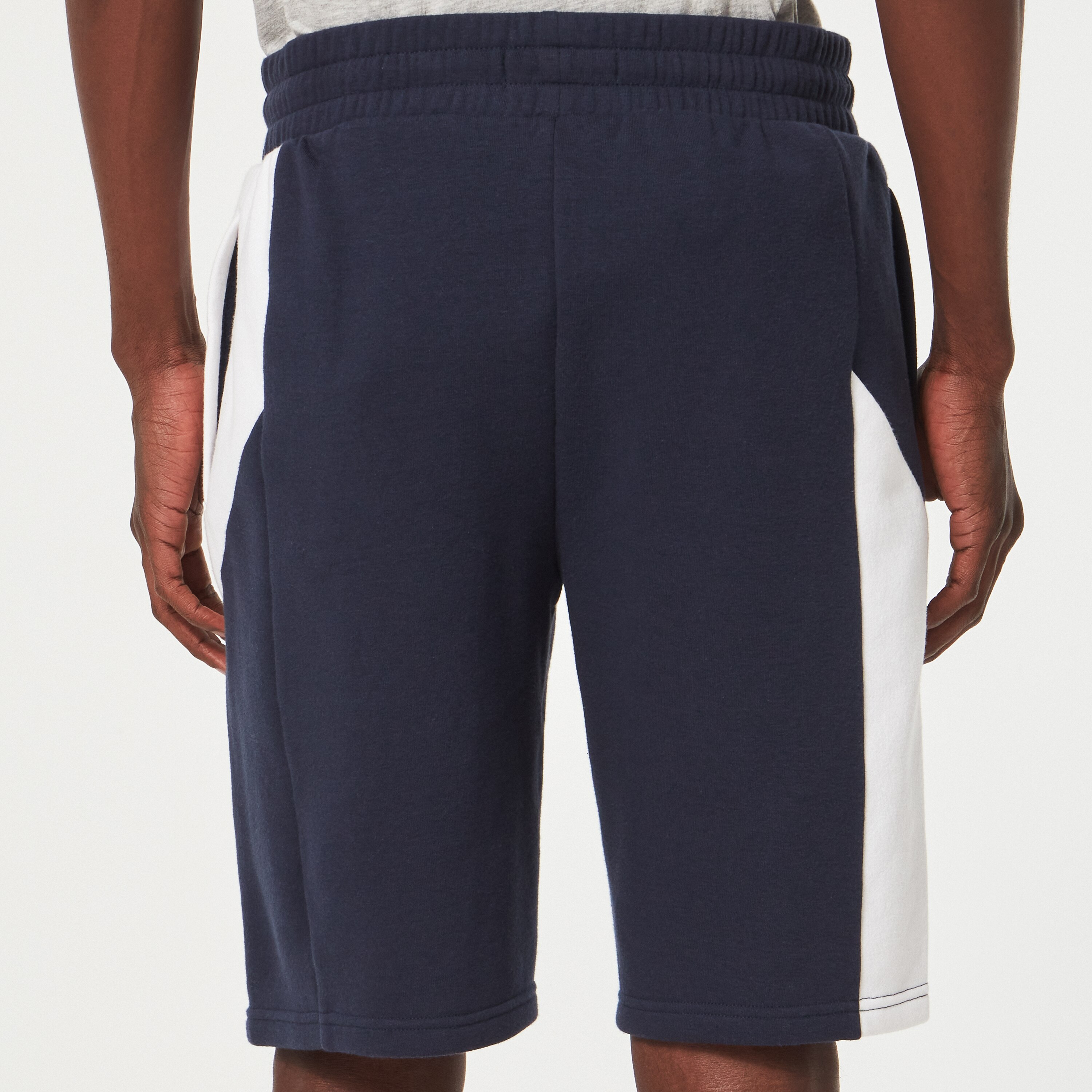 Oakley Throwback Shorts - Fathom | Oakley US Store